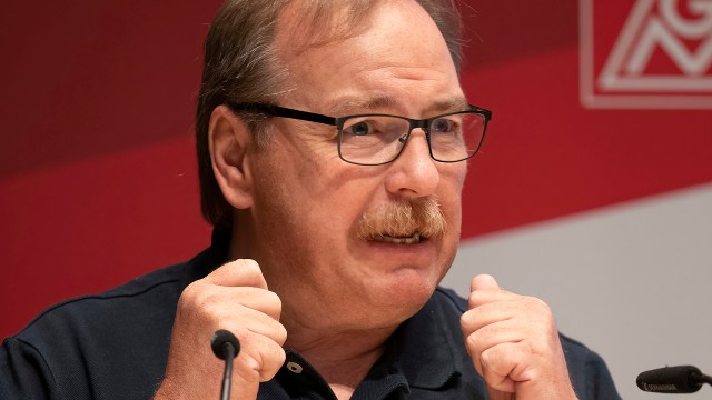 Metall-Tarifkommissionen fordern 8 Prozent